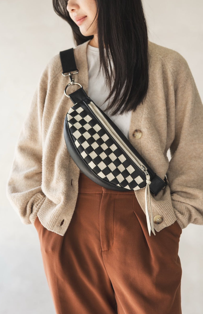 Detachable Leather Packs – Roncy Packs